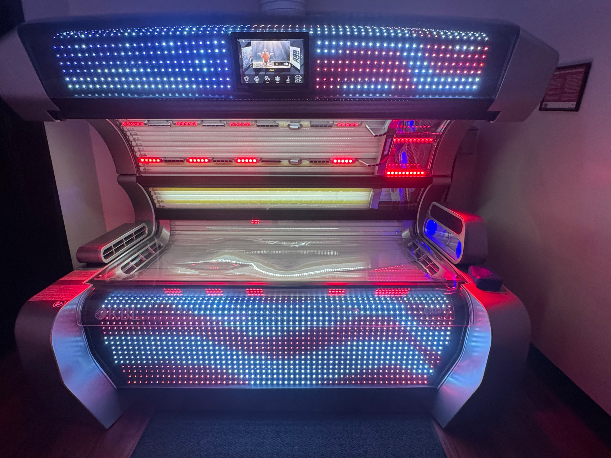 Darker Image Tanning Salon – Indoor Tanning & Spray Tanning